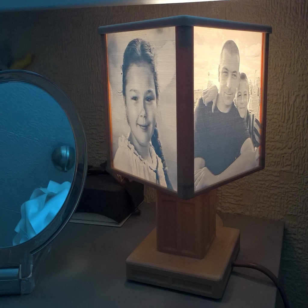 Free 3D file Lithophane lamp 🔦・3D printable model to download・Cults