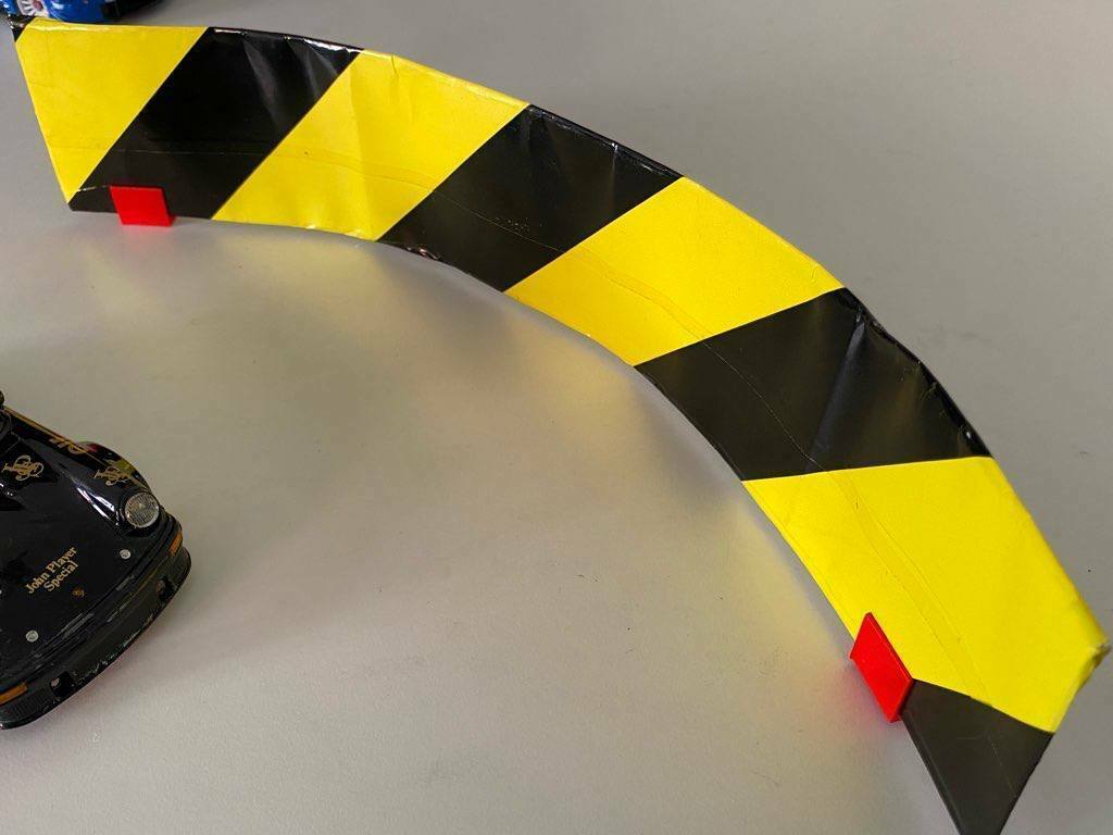 Free 3D file Simple Racetrack-Borders for MiniZ・Template to download ...