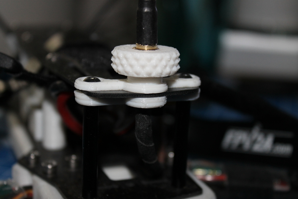 Free 3D file ZMR250 SMA Antenna Mount・Design to download and 3D print・Cults