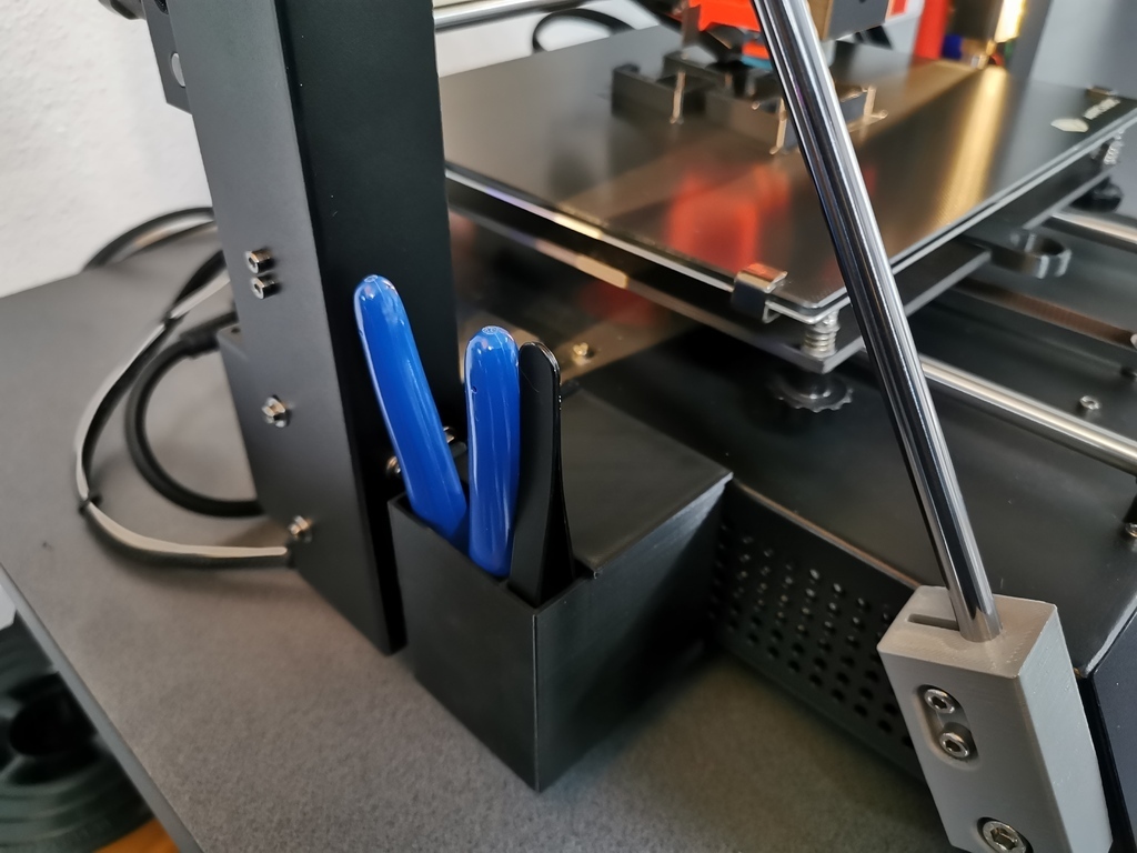 Free STL file Anycubic i3 Mega / i3 Mega S Filament Waste Box and Tool ...