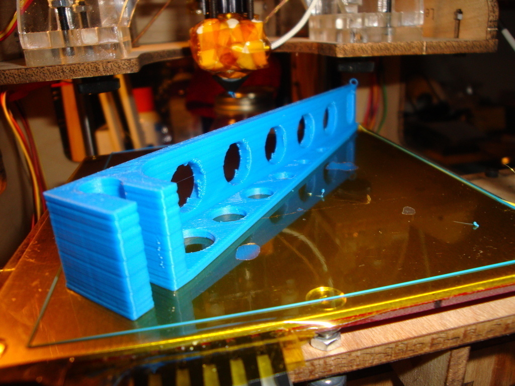 Free 3D file Filament Tube Guide・3D printable model to download・Cults