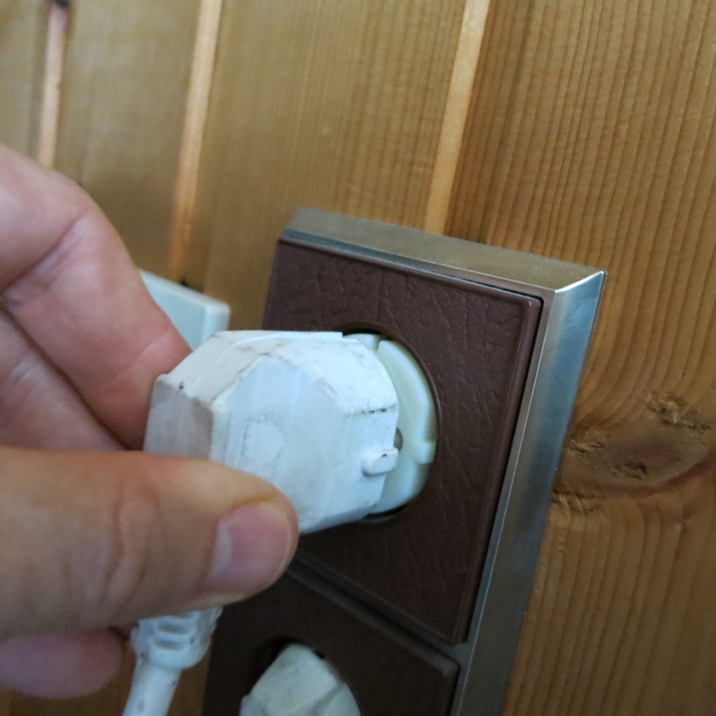 Free 3D file child safety socket cover・3D print design to download・Cults