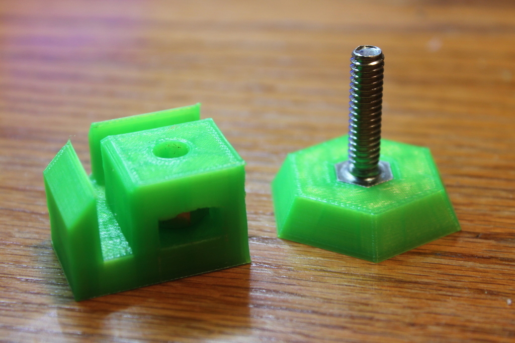 Free 3D file Leveling feet for Replicator clones・Template to download ...