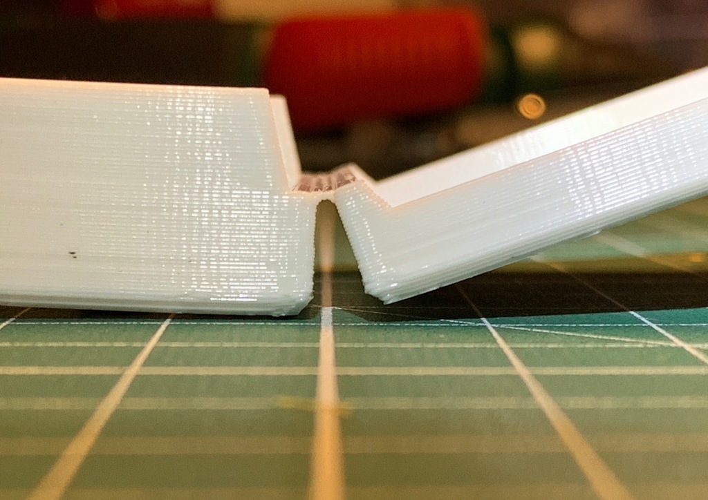 Free 3D file Box 40x40 living hinge (flex)・3D printing idea to download ...