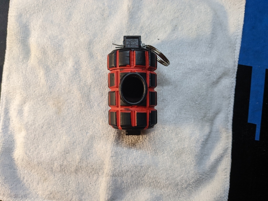 Free 3D file (w/ MOLLE hook)Dookie Bomb Dog Bag Holder・3D printable ...