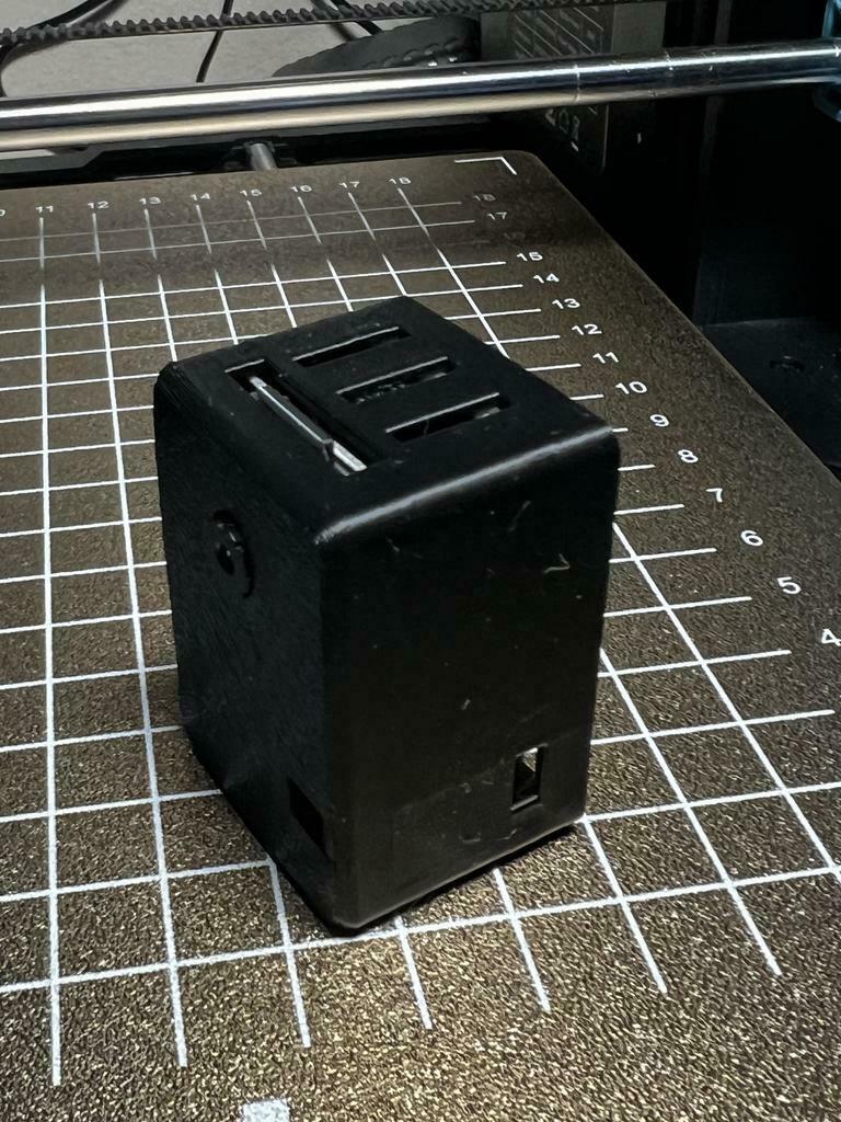 Free 3D file ESP32-CAM case with SD and reset button slot・3D printable ...