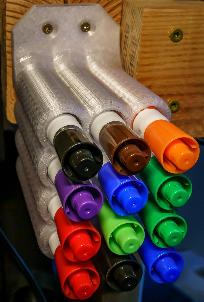 Free 3D file Mountable Marker Holder・Model to download and 3D print・Cults