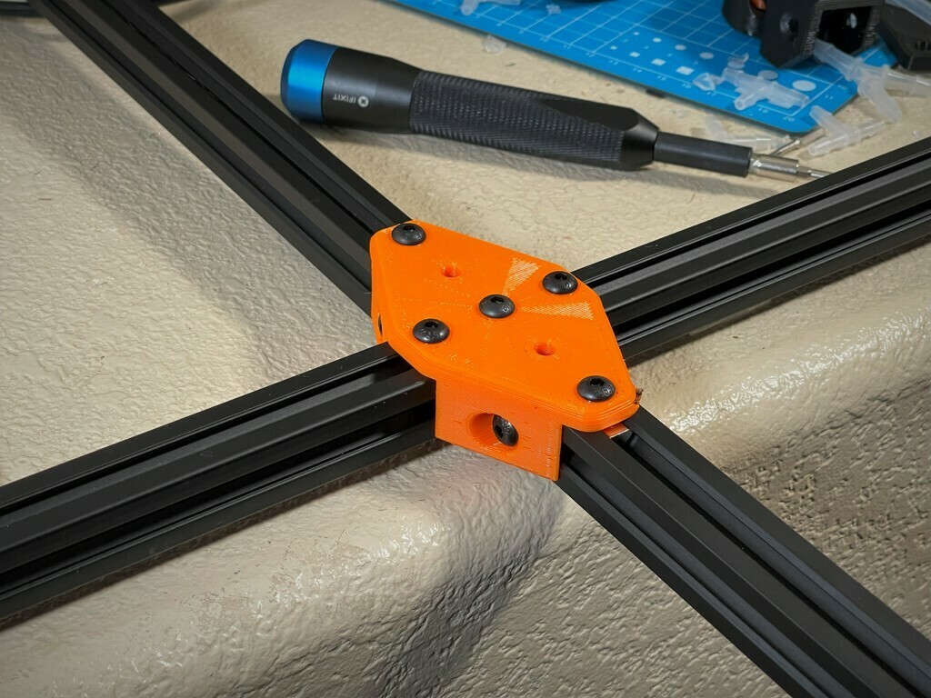 Free 3D file 2020 Extrusion 4-way Tee 🖼️・3D printing idea to download・Cults