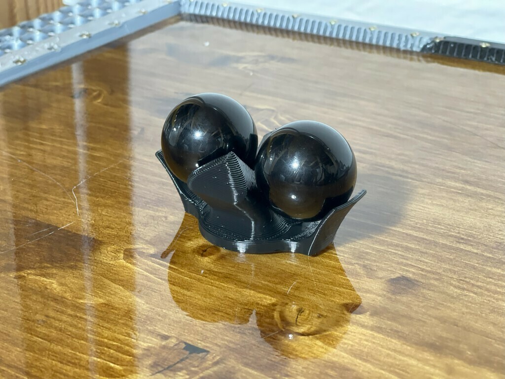 Free 3D file Baoding Ball Desk Stand - Small・3D printing design to ...