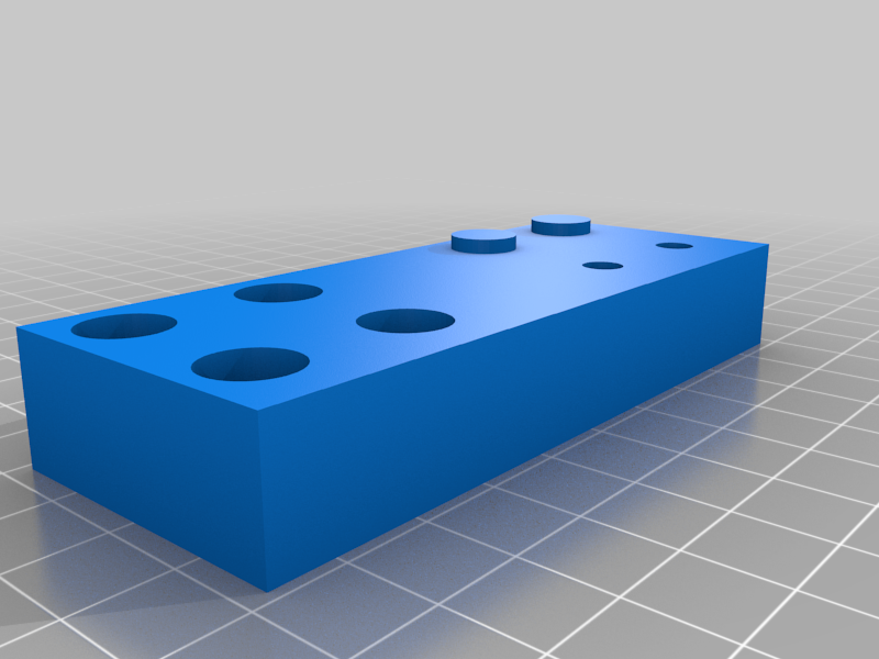 Free 3D file Voxelab Aquila X2 Display Spacer Mount・3D print object to ...