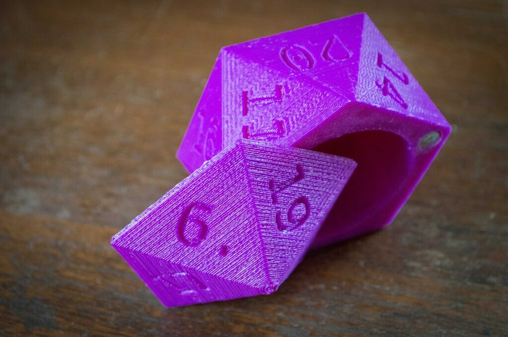 Free 3D file Die of Holding! New and Improved d20 Swivel Top Magnetic ...