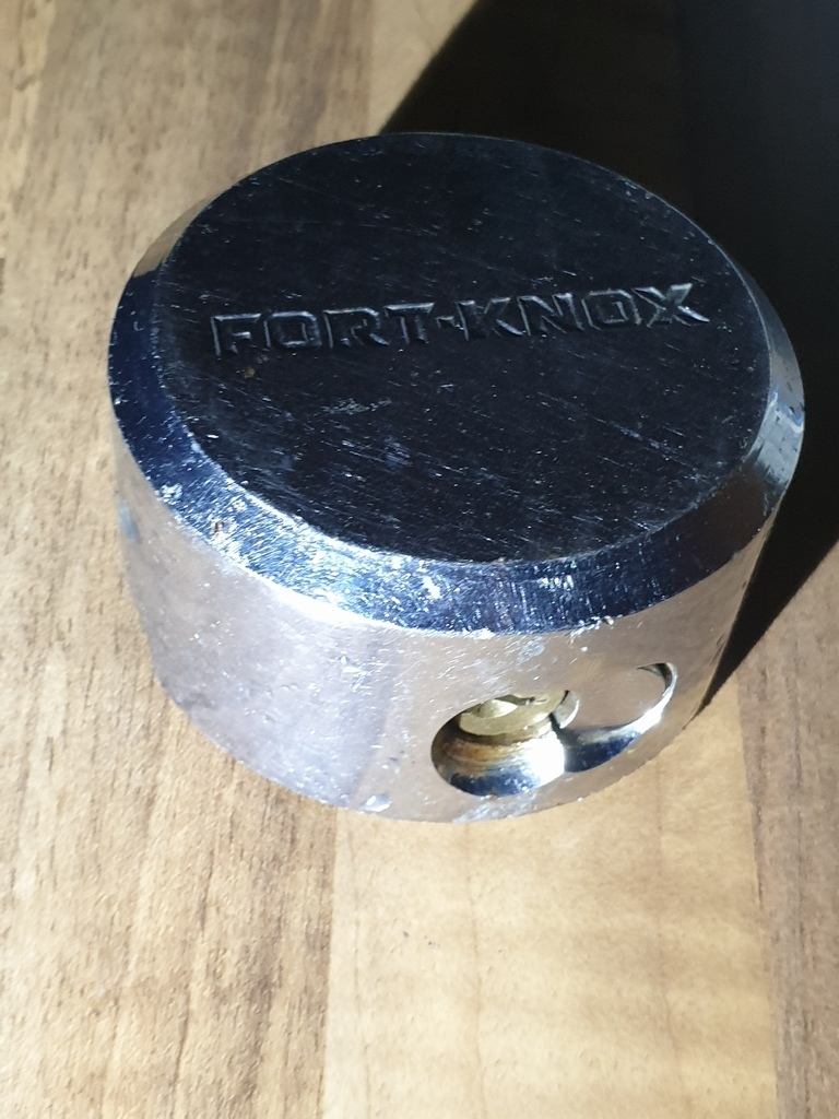 Free 3D file Fort Knox Padlock Hanger・3D print design to download・Cults