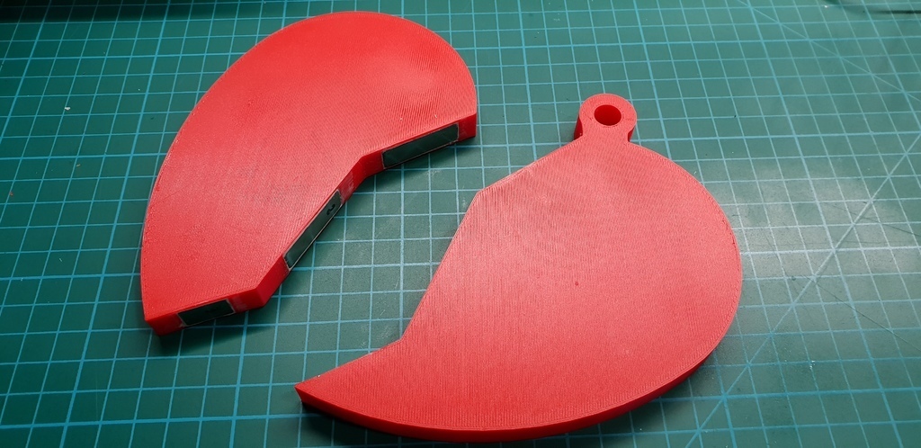 Descargar archivo 3D gratis Imán corazón roto・Modelo para la impresora ...