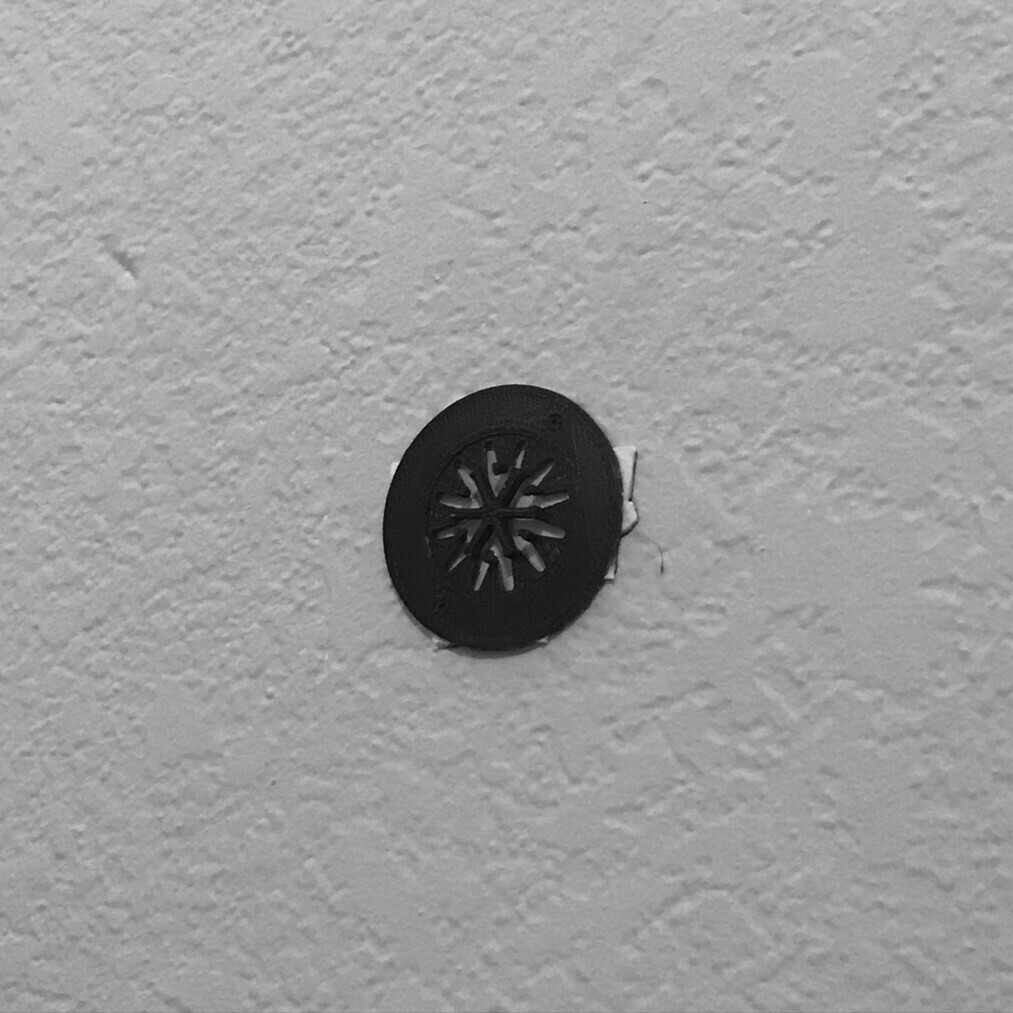 Free 3D file CD/DVD Disc Wall Mount・3D printing design to download・Cults