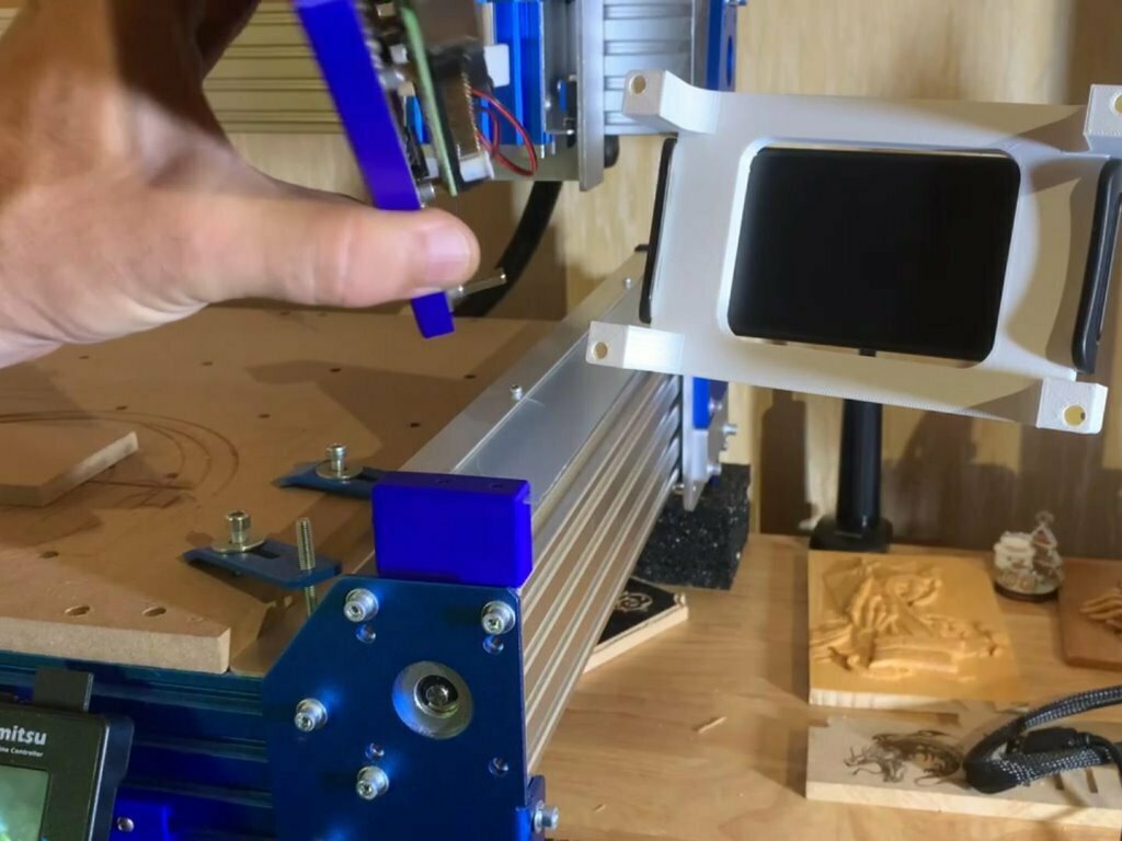 Free 3D file CNC controller screen (7 pouces)・3D printer model to download・Cults