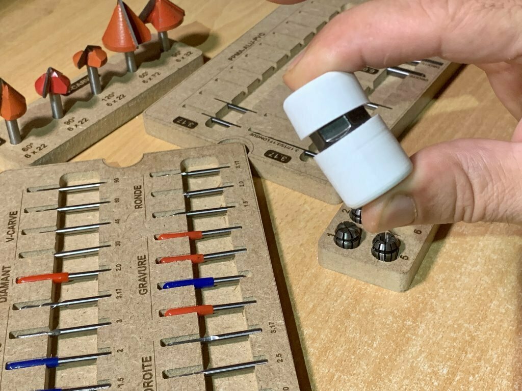 Free 3D file ER11 Collet remover・Object to download and to 3D print・Cults