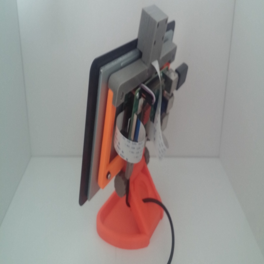 Free 3D file PiMac - Raspberry Pi 7 Inch Touch Screen Stand (with ...