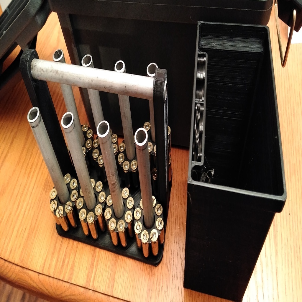 Free 3D file S&W 929 Plano Ammo Box Moonclip insert and spent case ...