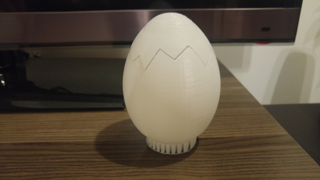 Free 3D file Hatching Egg・3D printing model to download・Cults