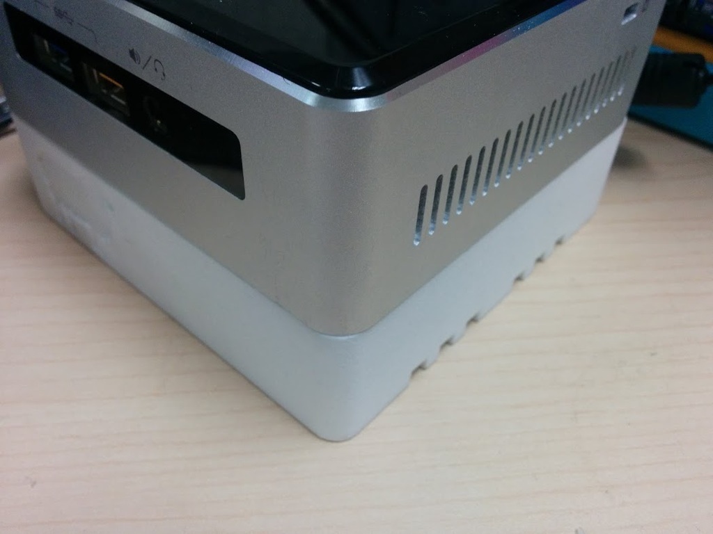 Free 3D file Parametric OpenSCAD Base for Intel 5th Generation NUC.・3D ...