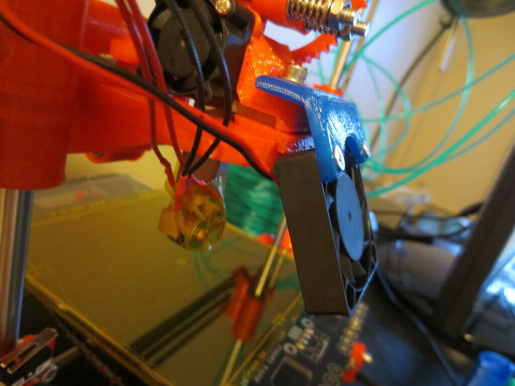 Free 3D file Portabee Cooling Fan Frame Bottom・3D printing design to ...