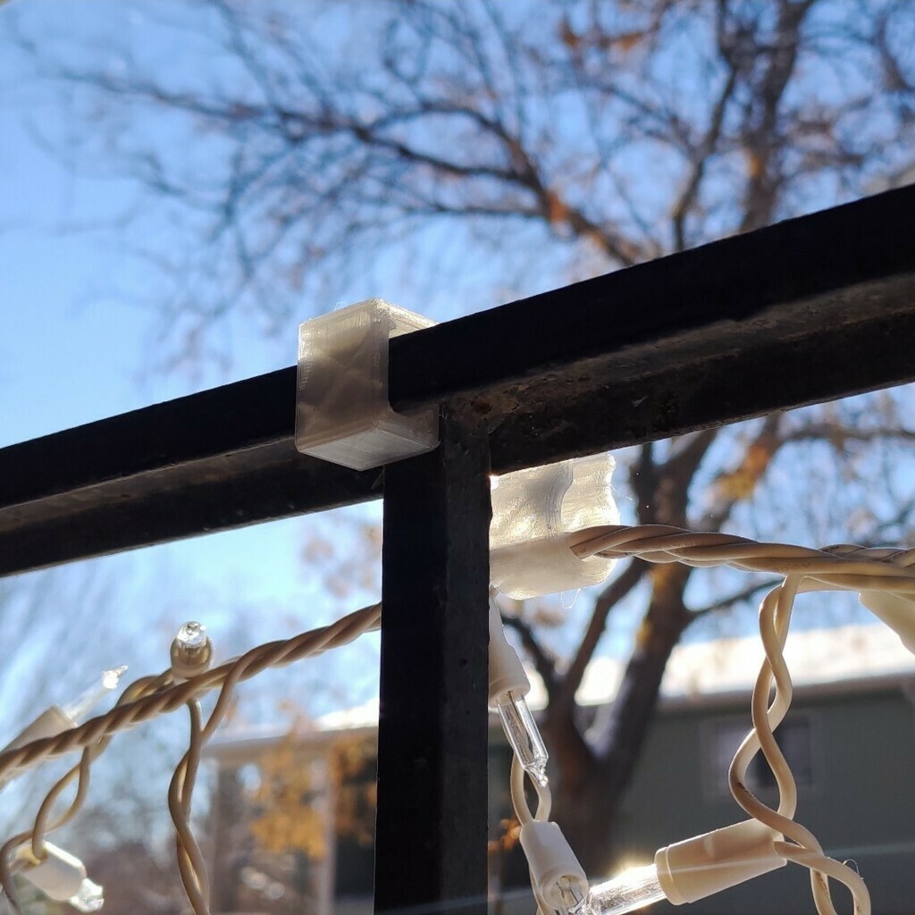 Free 3D file Christmas Light Railing Clip・3D printing template to ...