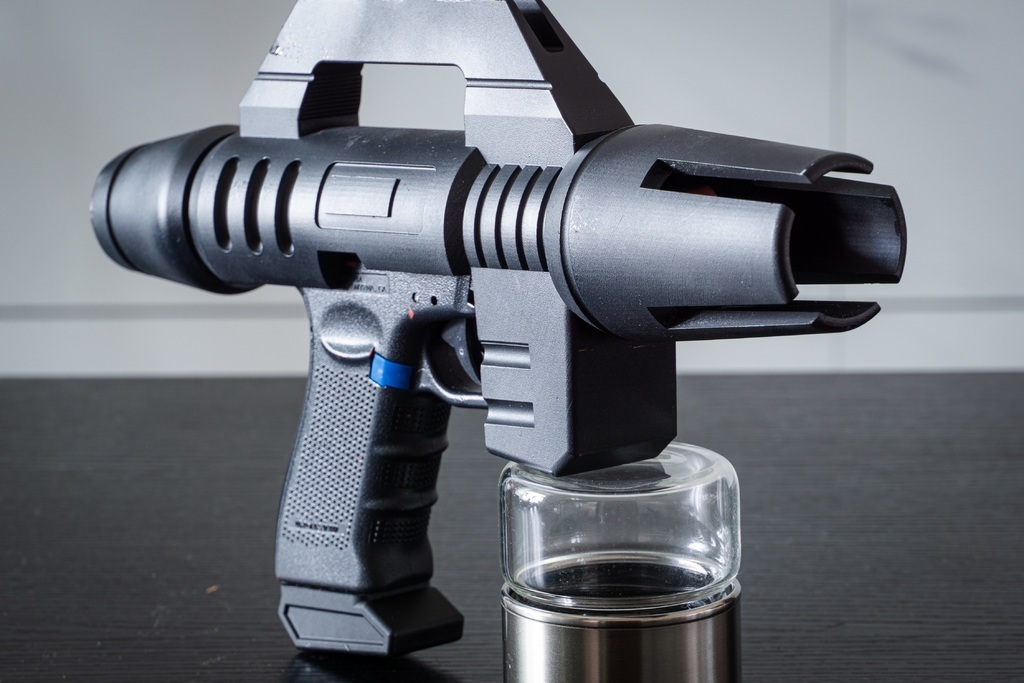 Free STL file RGM-79C Beam Spray for FDC/DS01 G17 🔫・3D print design to ...