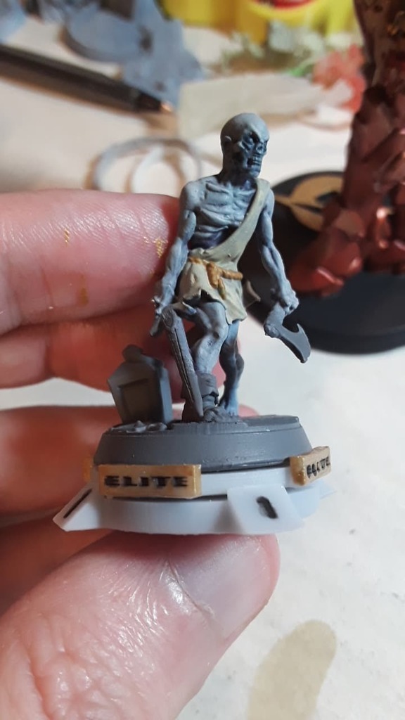 Free 3D file Gloomhaven Bases: Numbered, Modular, Monster Bases 👹・3D ...