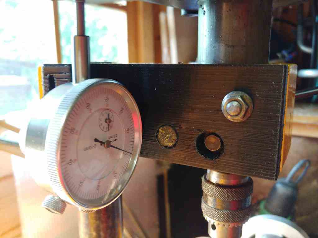 Free 3D file EMCO router aid on lathe, dial holder・3D printing design ...