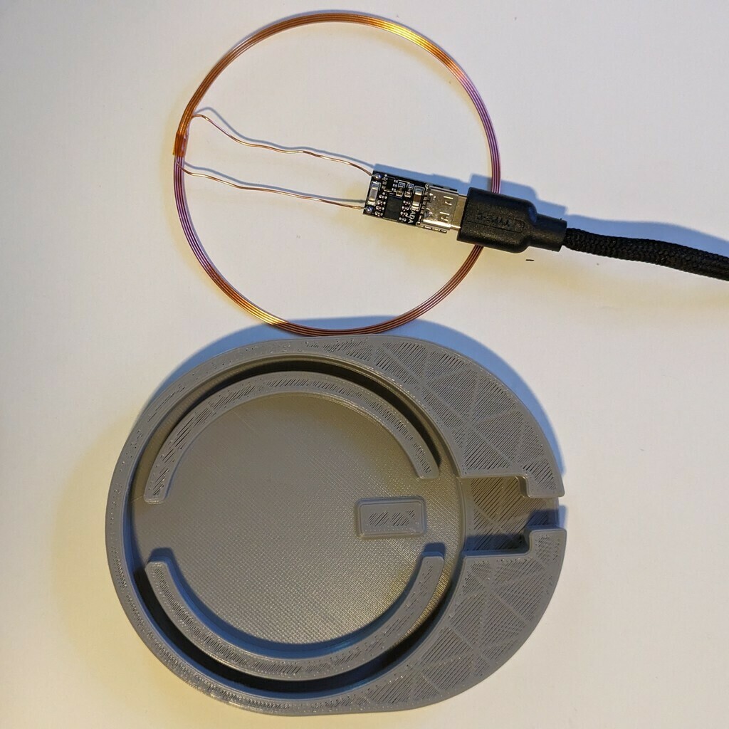 Free 3D file Platform for Wireless LEDs Coil 🐉・3D printer design to ...