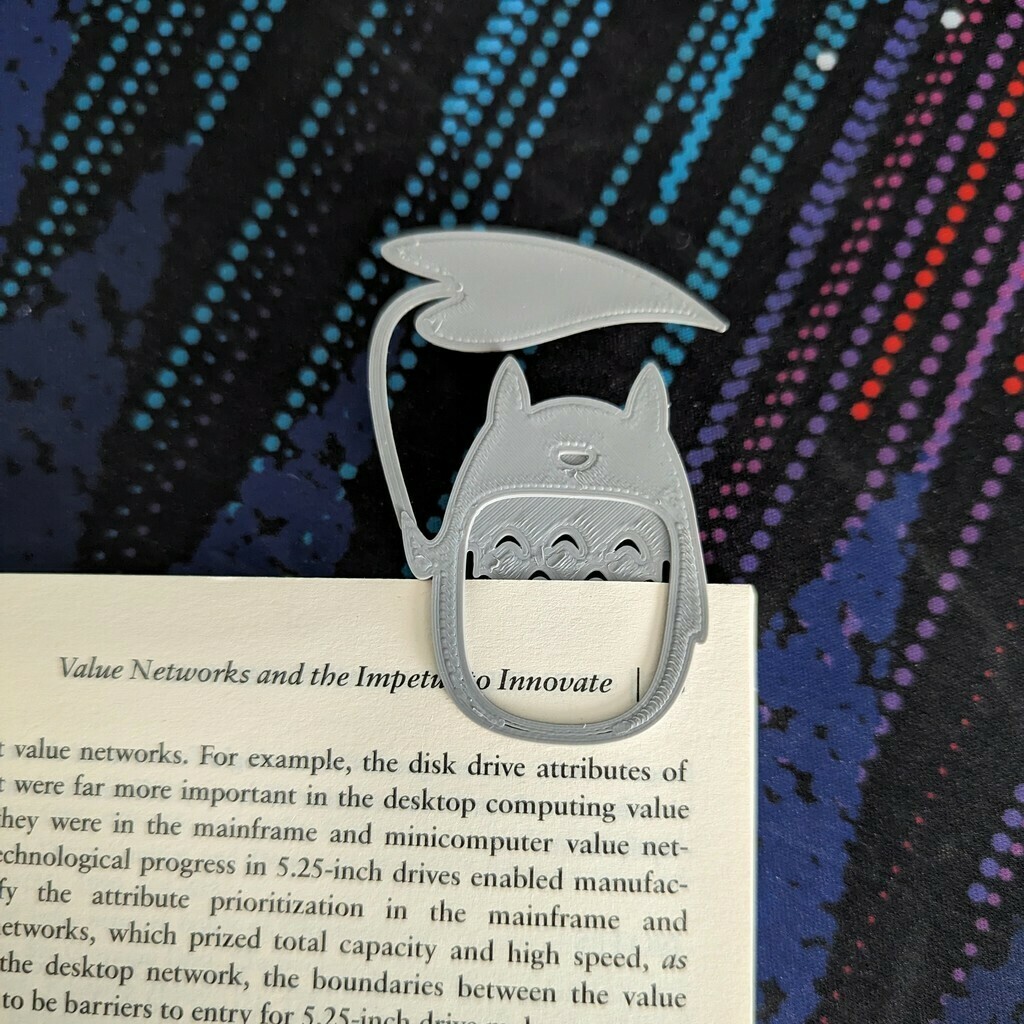 Free 3D file Totoro Bookmark・Design to download and 3D print・Cults