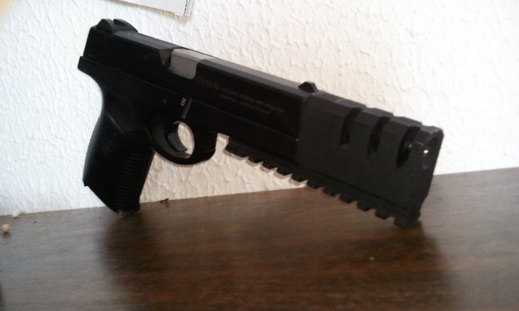 Free 3D file Compensator with Picatinny Rail for S&W Sigma 40F・3D ...