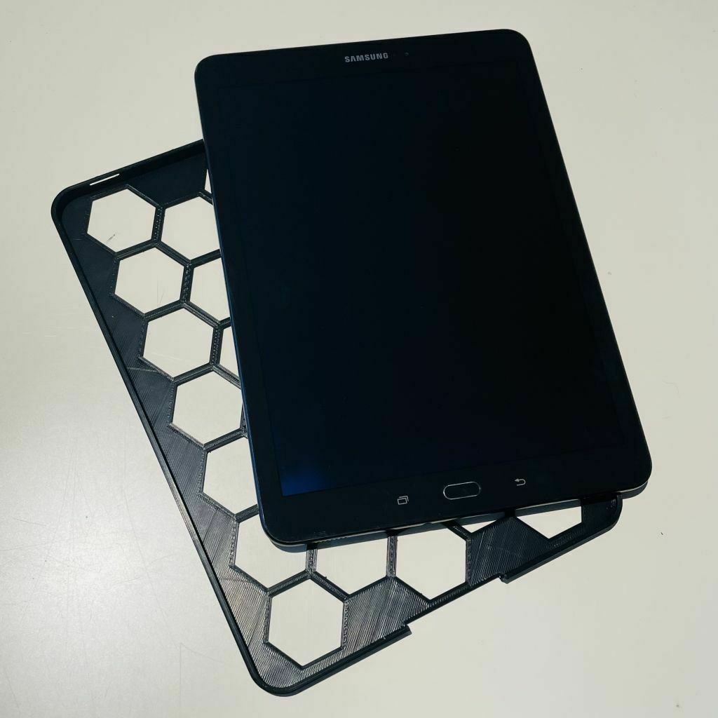 Free STL file Samsung Galaxy TAB S3 Casing / Cover・3D printing template ...