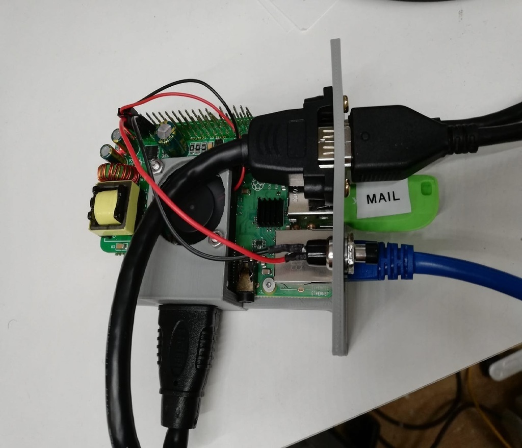 Free 3D file Raspberry PI 2/3 19" rack mounting plate 🖥️・3D printable ...