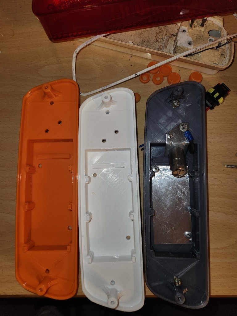 Free 3D file Vintage Skidoo Snowmobile Taillight lens housing・3D ...