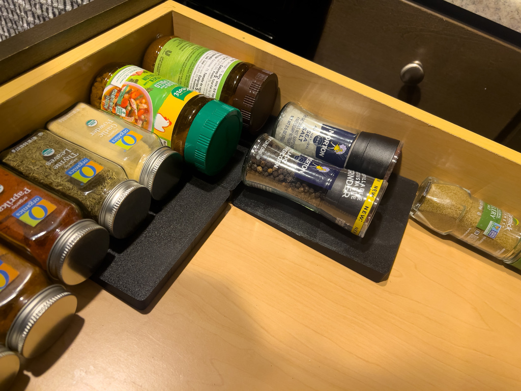 Free 3D file Spice Drawer Organizer 🏢・3D print design to download・Cults