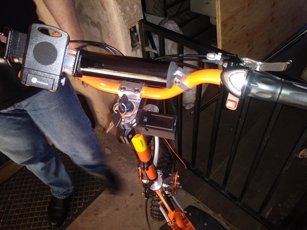 Free 3D file Electric scooter volt meter mount ⚡・3D printer model to ...