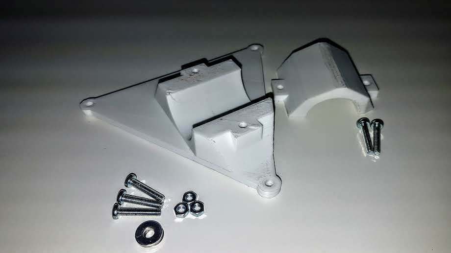 Free 3D file Geutebrueck E2 - Pipe Mount・3D printer model to download・Cults