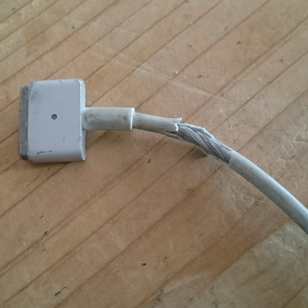 Free 3D file Magsafe cable saver for Macbook・Model to download and 3D ...