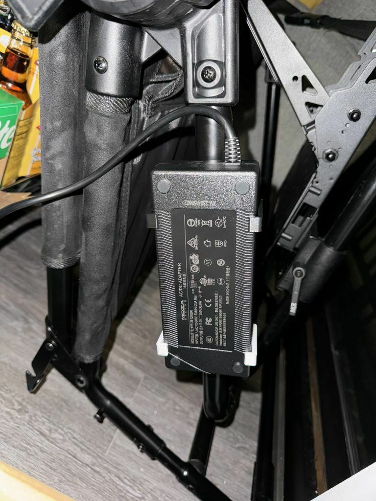 Free 3D file Moza R5 PSU Mount for Next Level Racing GT-Lite ⏭️・3D ...