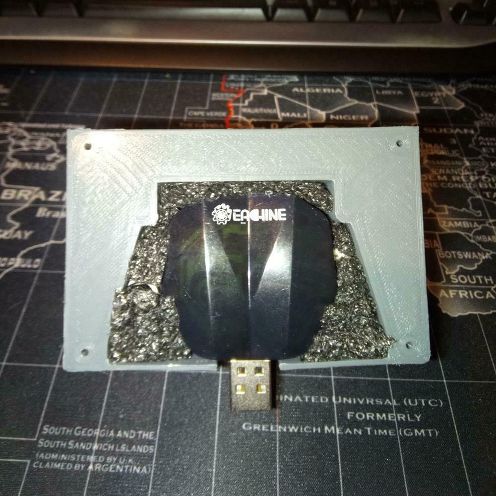 Free 3D file Eachine E520(s) Battery Charging Station 🔋・Design to download and 3D print・Cults