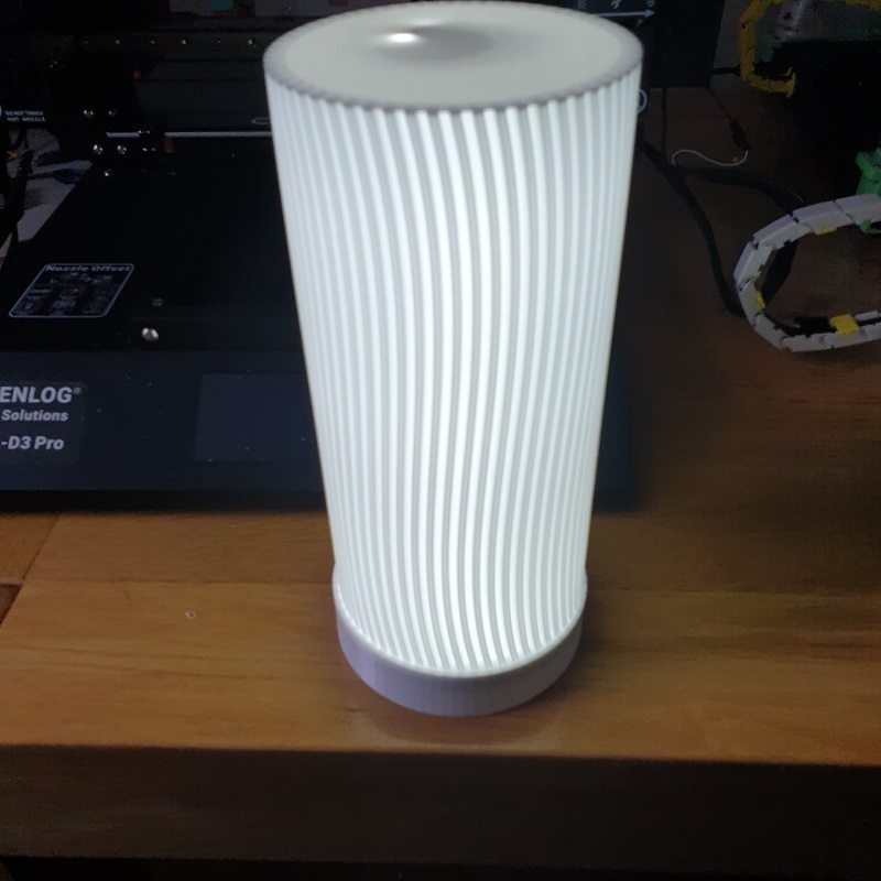 Free 3D file Table Lamp 🔦・3D printable model to download・Cults