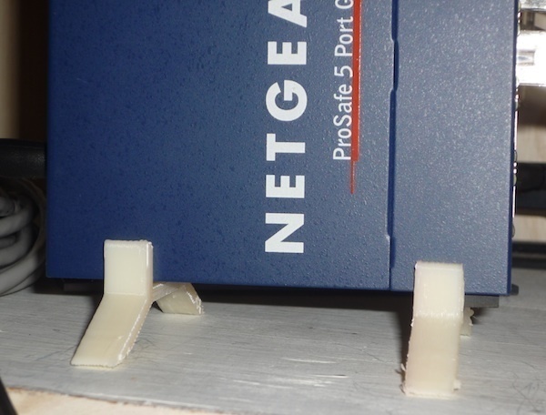 Free 3D file raised stand for netgear switch・3D printable model to ...