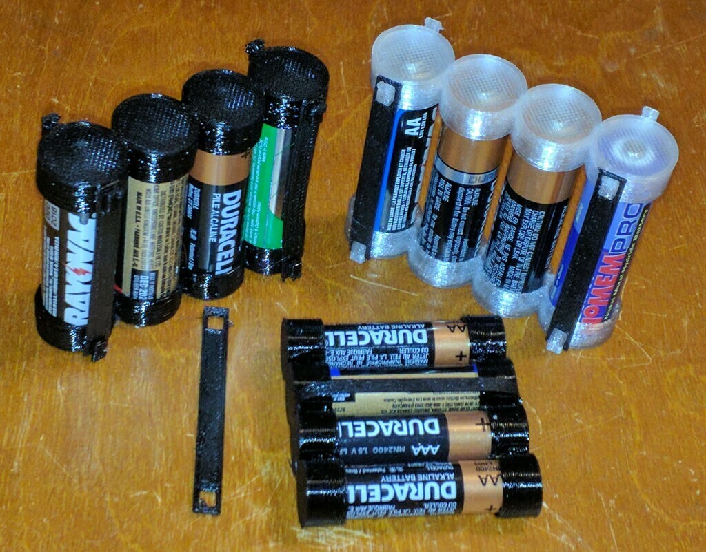 Archivo 3D gratis Portabaterías 🧰・Objeto de impresión 3D para descargar ...