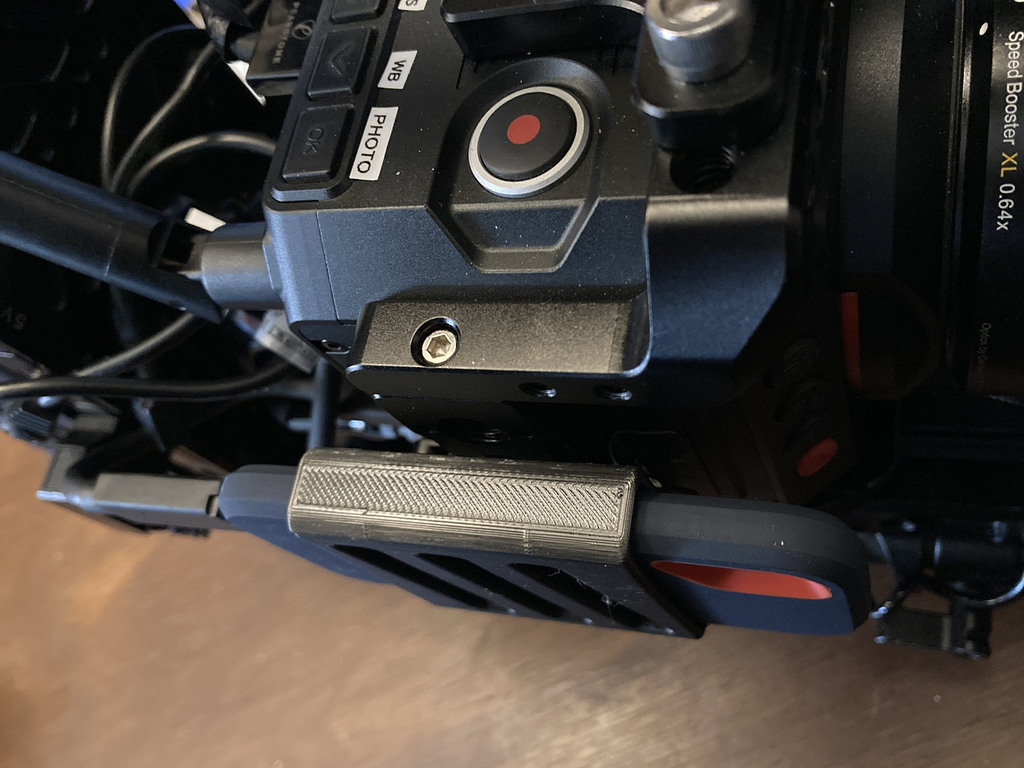 Fichier 3D gratuit Z-Cam Nato Rail Sandisk SSD Holder・Plan pour ...