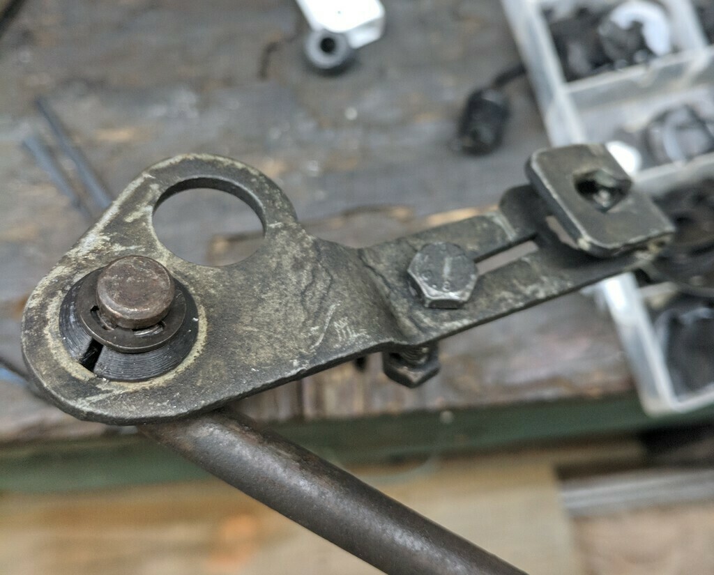 Free 3D file W123 Mercedes Shifter Bushing・Template to download and 3D ...