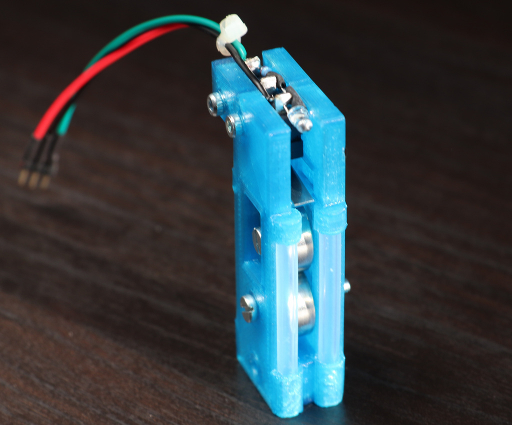 Free 3D file Filament Sensor and Guide・3D print object to download・Cults