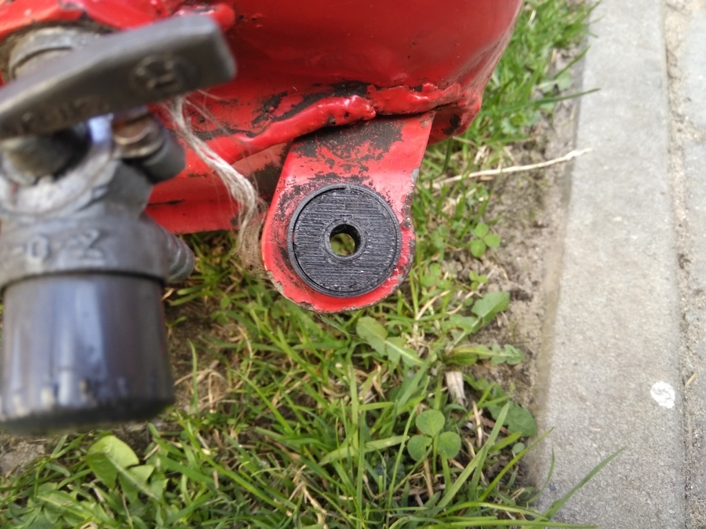 Free 3D file Rubber mount fuel tank for MINSK 125 motorcycle・3D ...