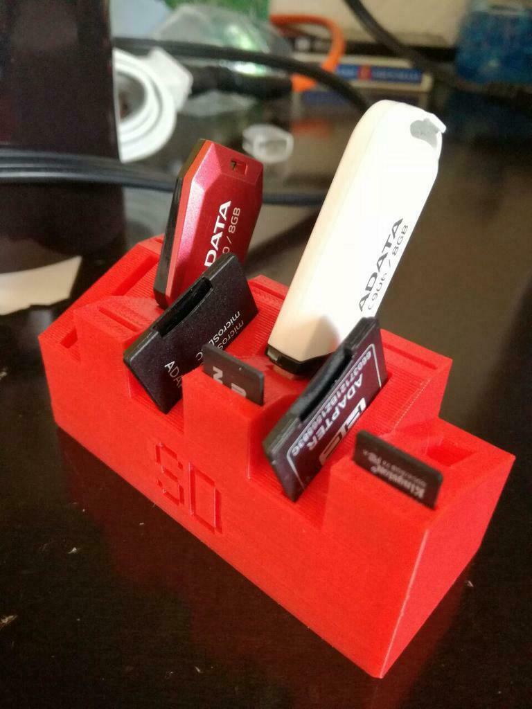 Free 3D file USB and SD card holder (And micro SD)・3D printing idea to ...
