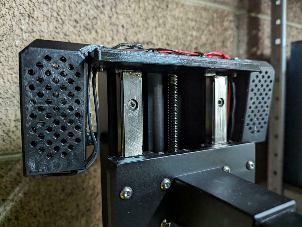 Free 3D file Elegoo Saturn 8K Split heater, cover riser, heat & fan ...